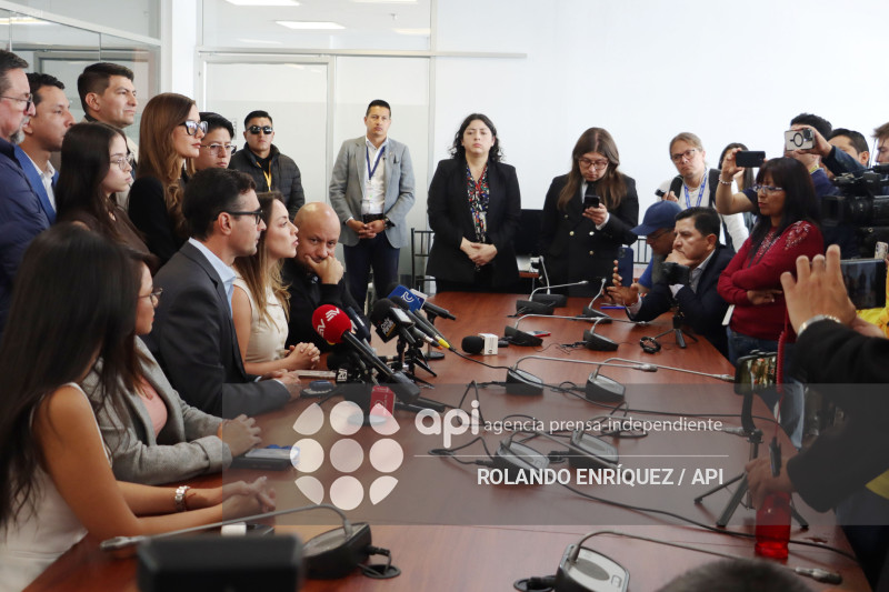 Fotografías | Politica | RUEDA DE PRENSA ADN
